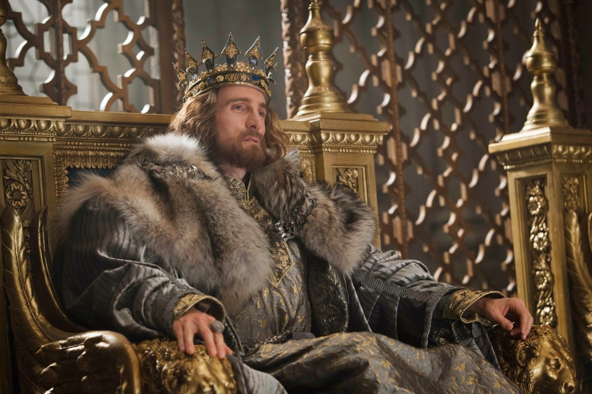 A King Surrounded By Peasants